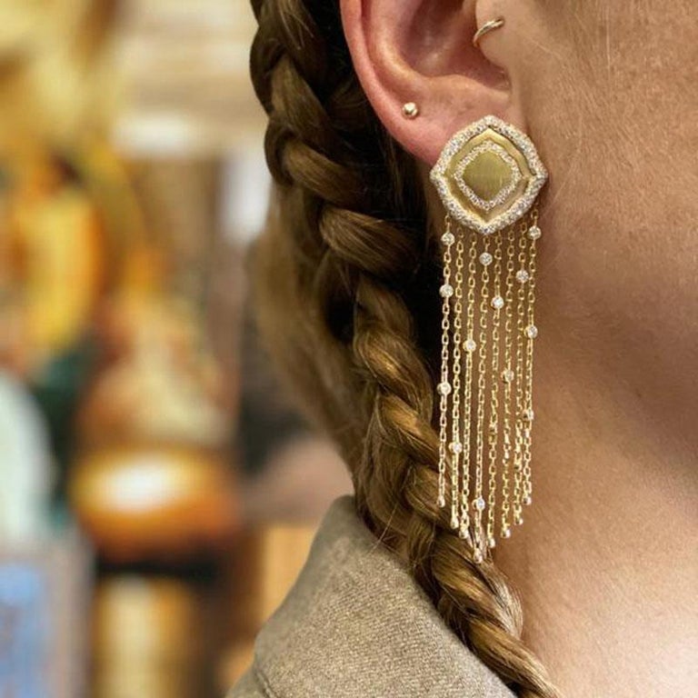 18 Karat Yellow Gold and White Diamonds Fringe Earrings For Sale at 1stDibs