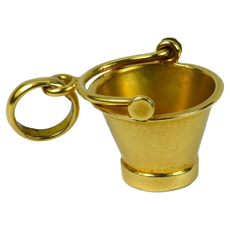 18 Karat Yellow Gold Bucket Charm Pendant For Sale at 1stDibs