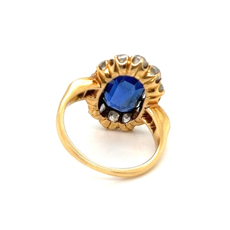 18 Karat Yellow Gold Ceylon Sapphire and Diamond Ring at 1stDibs