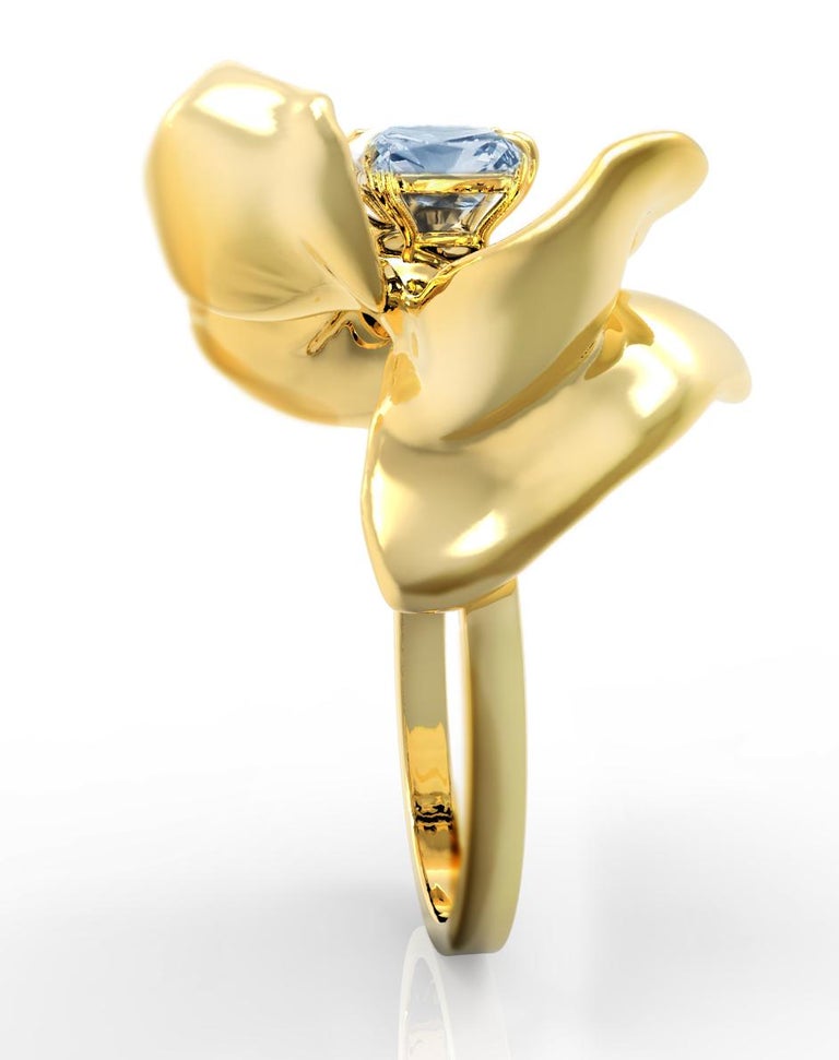 18 Karat Yellow Gold Contemporary Engagement Ring with Light Blue ...