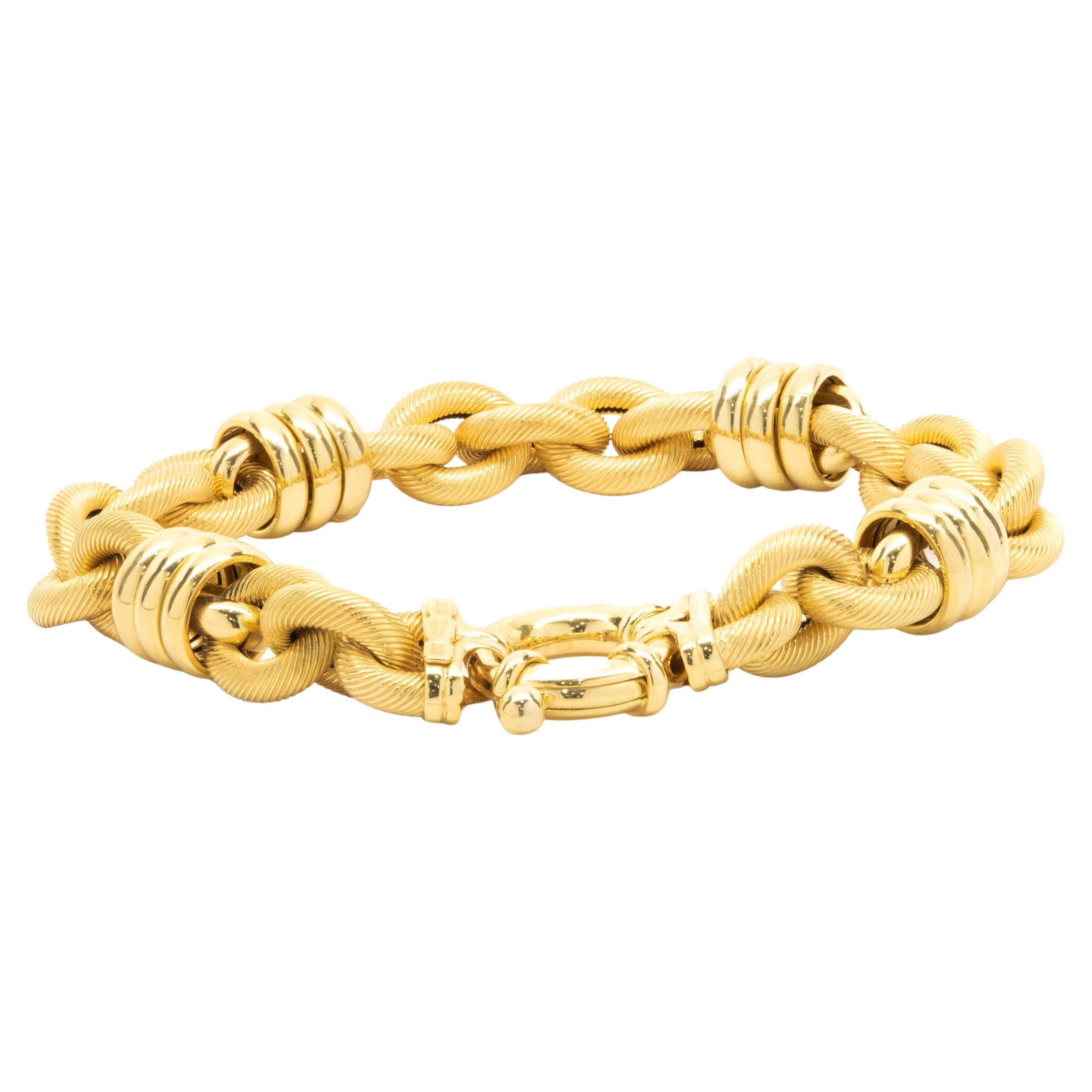 18 Karat Yellow Gold Custom Link Bracelet For Sale at 1stDibs