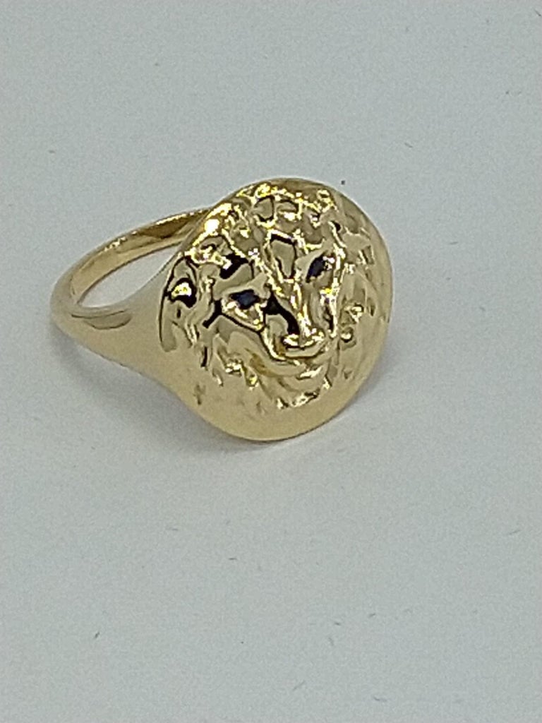 18 Karat Yellow Gold Custom Womens Leo Lion Signet Ring For Sale at 1stDibs