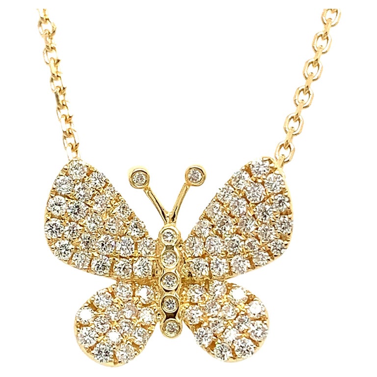 Gorgeous 18 Karat Yellow Gold Diamond Butterly Necklace For Sale at 1stDibs