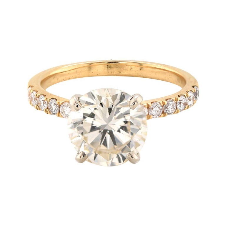 18 Karat Yellow Gold Diamond Engagement Ring For Sale at 1stDibs