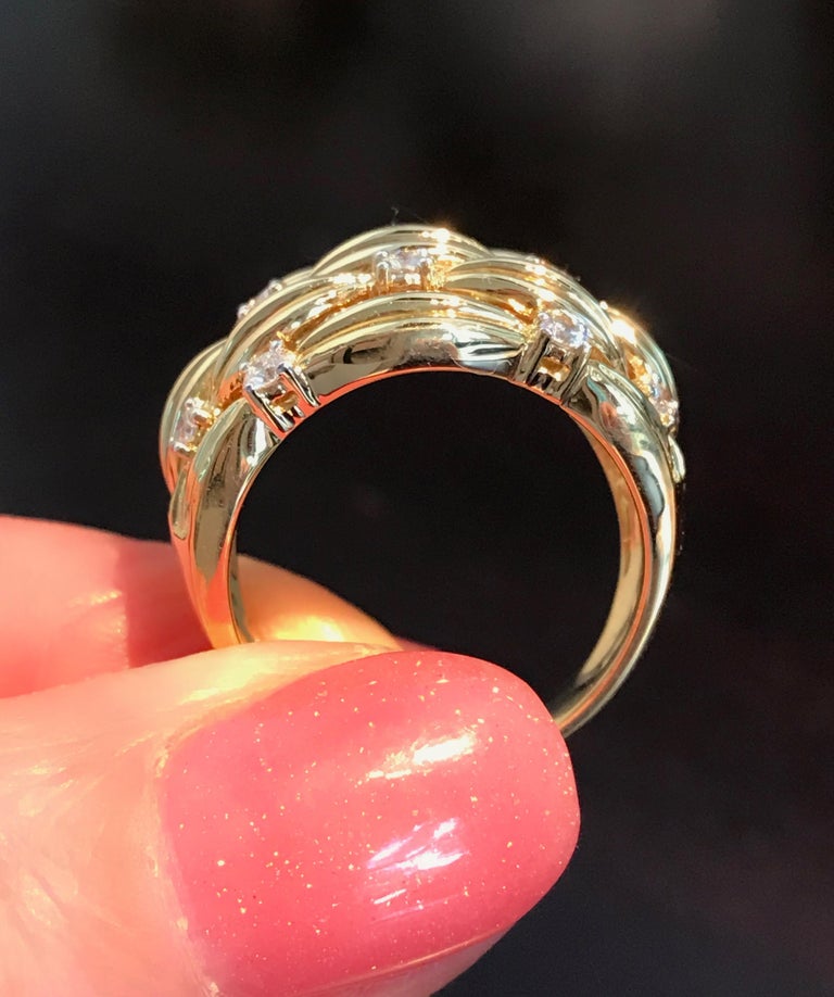 18 Karat Yellow Gold Diamond Set Basket Weave Dress Ring For Sale at ...