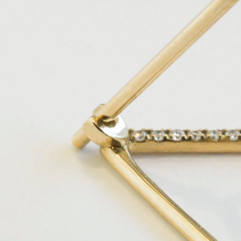 18 Karat Yellow Gold Diamond Triangle Pair Earrings For Sale at 1stDibs