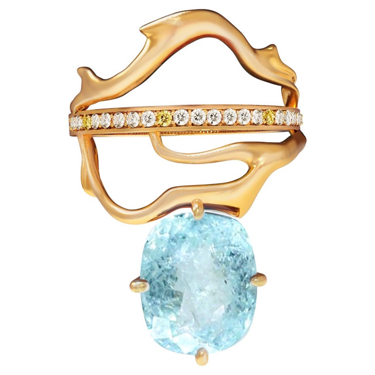 18 Karat Yellow Gold Diamonds Ring with Copper Bearing Paraiba ...