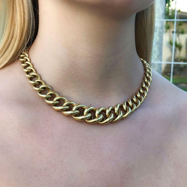 18 Karat Yellow Gold Italian Graduated Curb Link Chain Necklace at ...