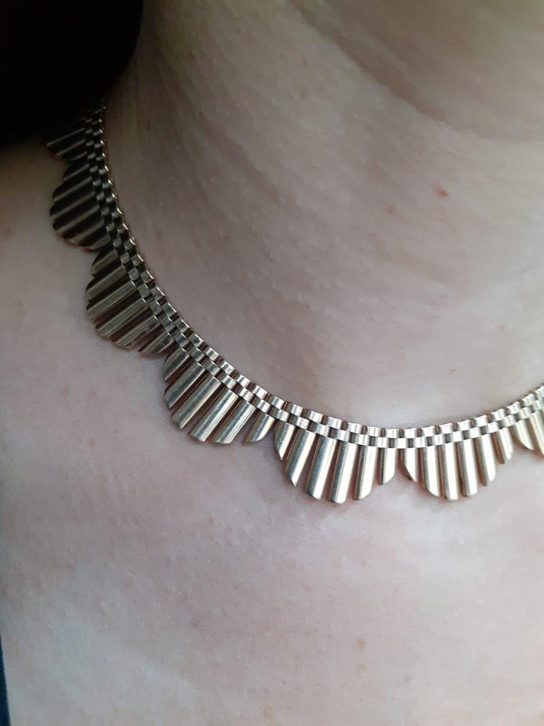 9 Karat Yellow Gold Graduated Fringe Collar by John Grinsell and Sons ...