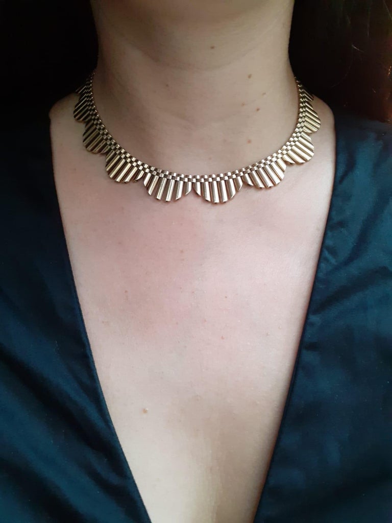 9 Karat Yellow Gold Graduated Fringe Collar by John Grinsell and Sons ...