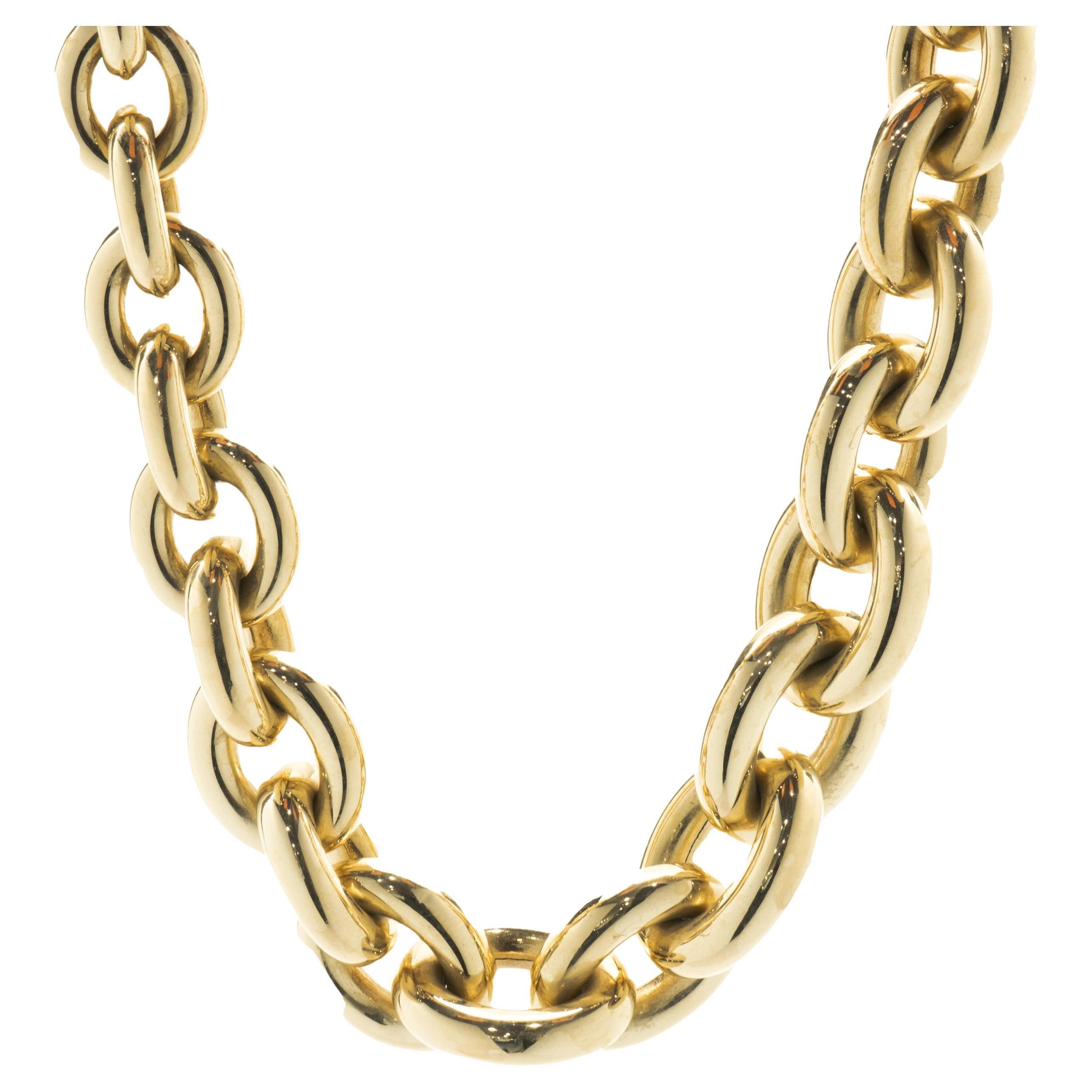 18 Karat Yellow Gold Graduated Oval Link Necklace For Sale at 1stDibs