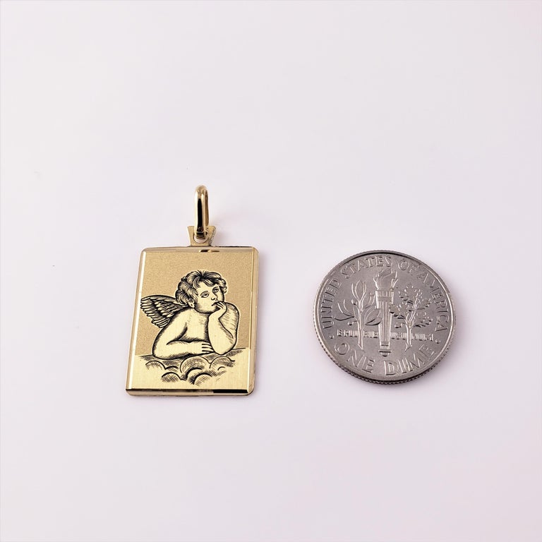 18 Karat Yellow Gold Guardian Angel Pendant For Sale at 1stDibs