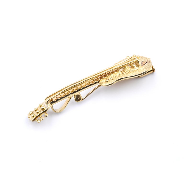 18 Karat Yellow Gold Guitar Pin / Pendant For Sale at 1stDibs
