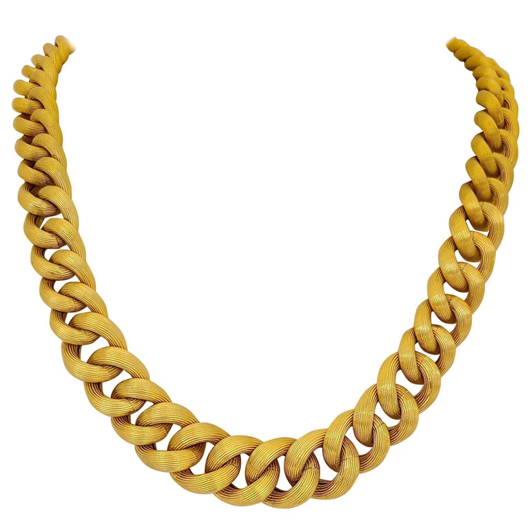18 Karat Yellow Gold Italian Curbed Link Chain Necklace at 1stDibs