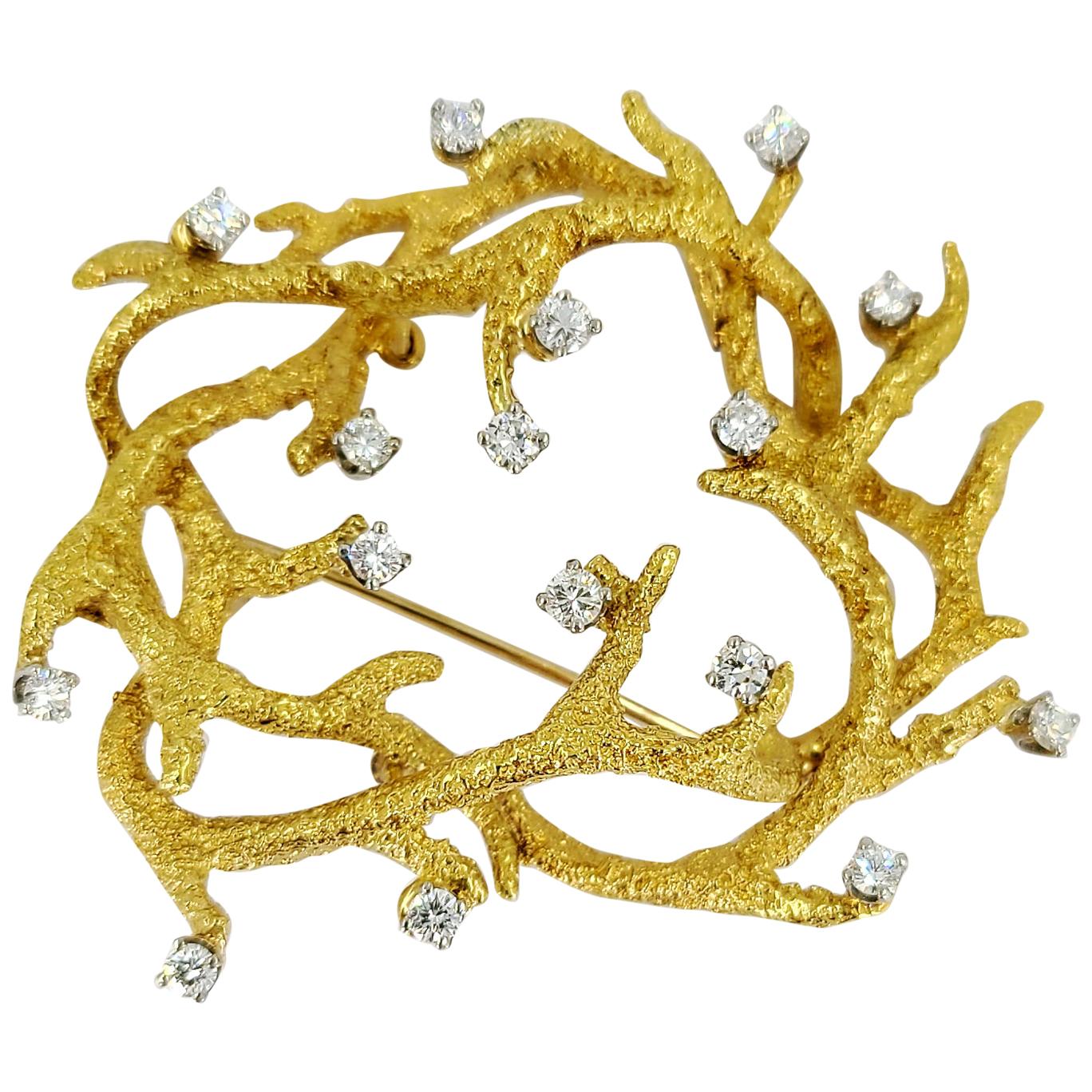 18 Karat Yellow Gold La Triomphe Antler Wreath Diamond Pin at 1stDibs