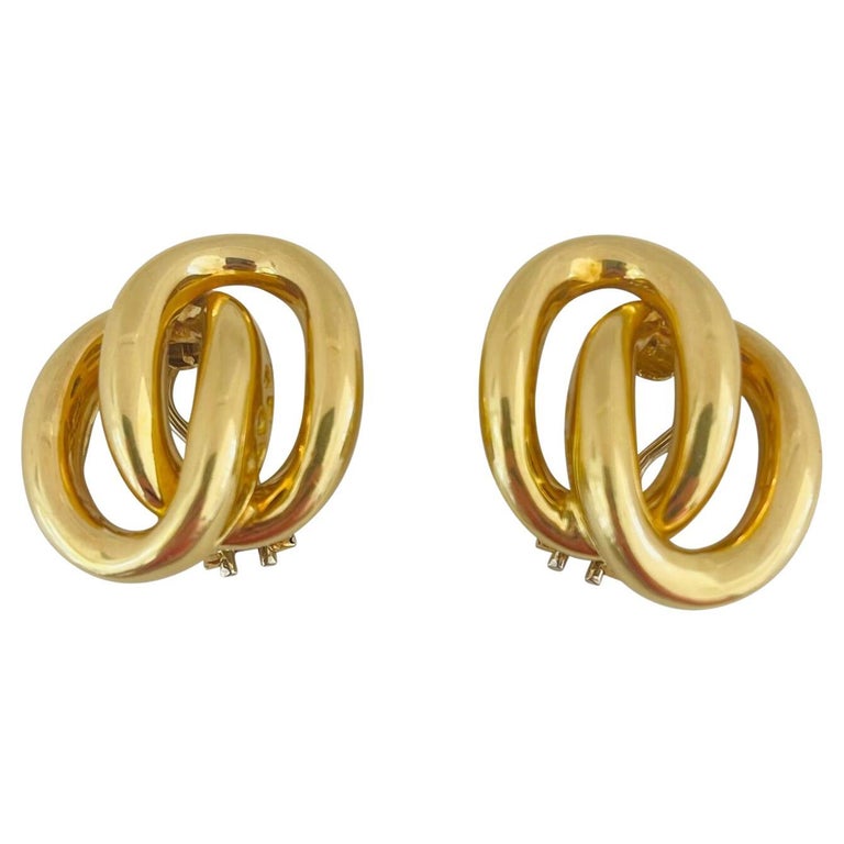 18 Karat Yellow Gold Ladies Polished Interlocking Oval Clip on Earrings ...