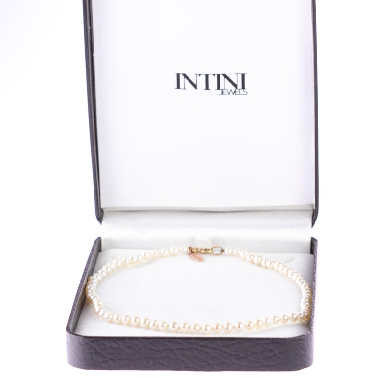 18 Karat Yellow Gold Lobster Claw Closure Freshwater Pearl Choker ...