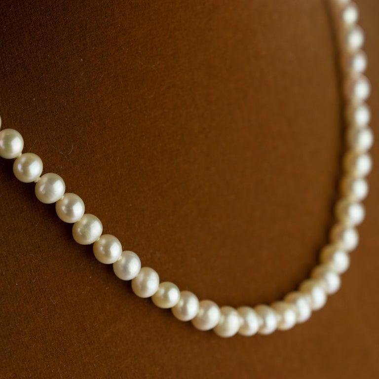 18 Karat Yellow Gold Lobster Claw Closure Freshwater Pearl Choker ...