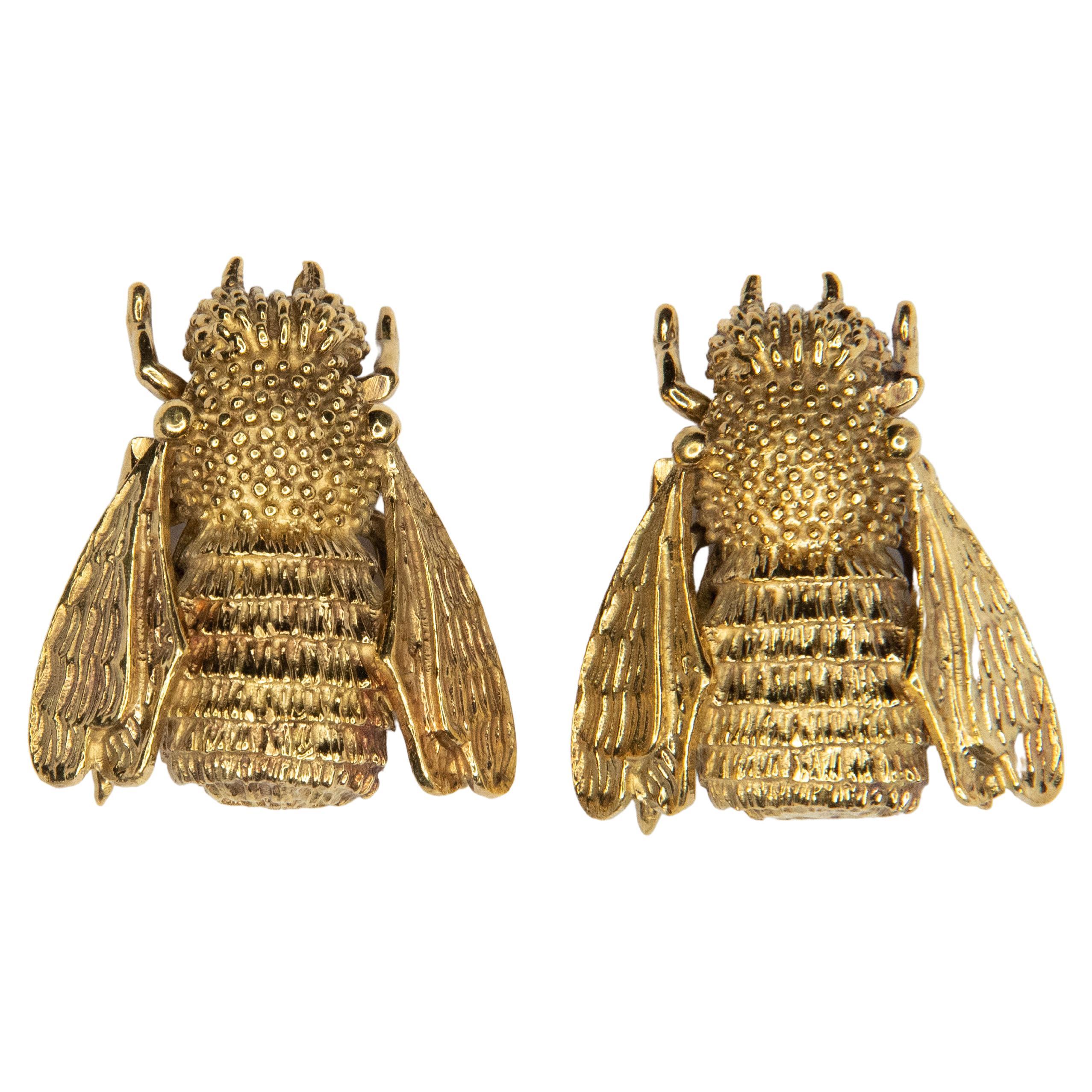 Jade Gold Bee Brooch at 1stDibs