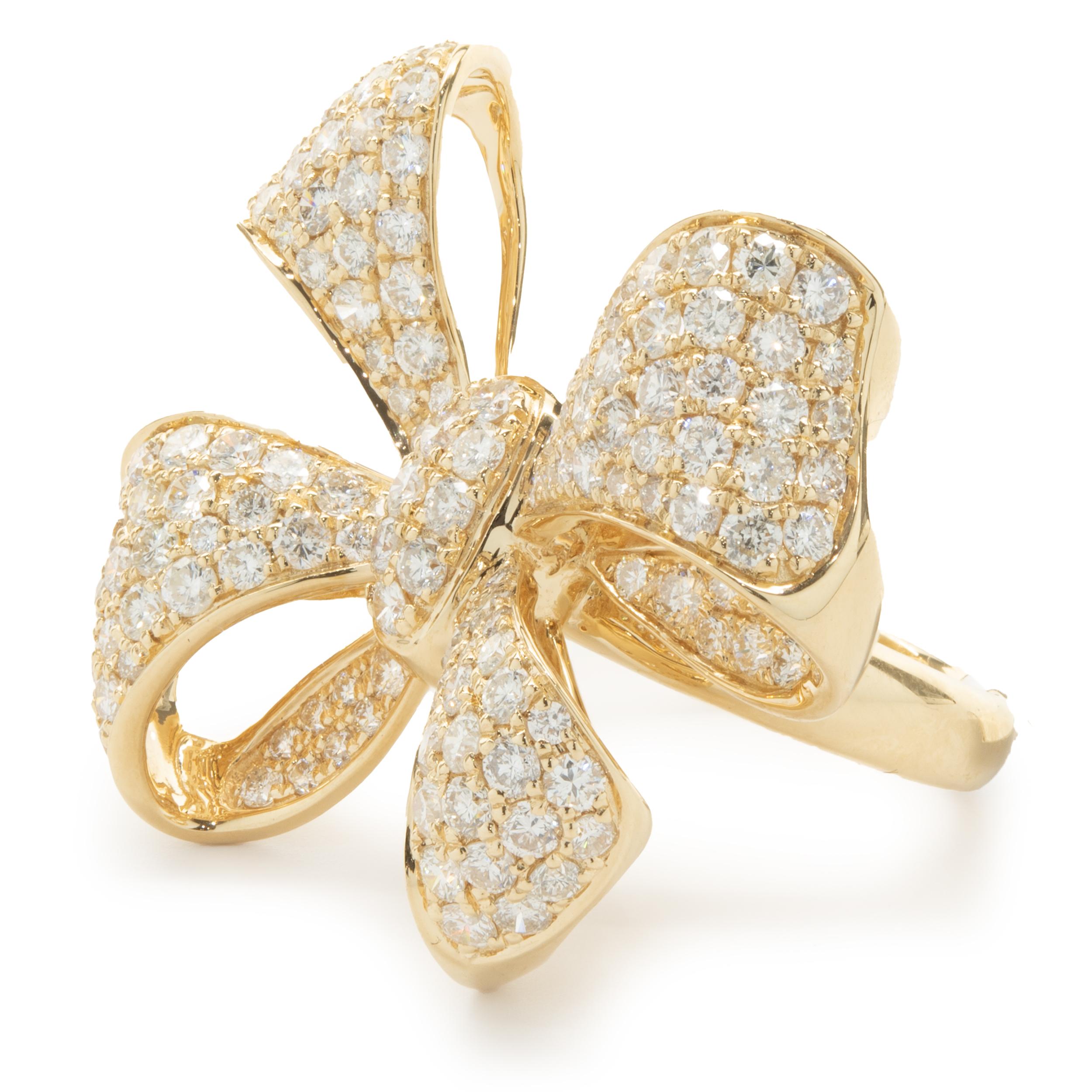 18 Karat Yellow Gold Pave Diamond Bow Ring For Sale at 1stDibs