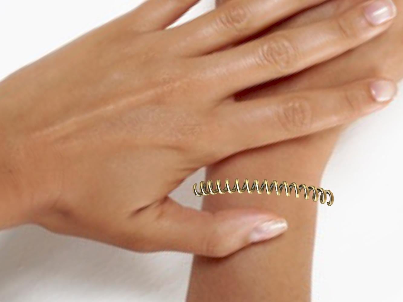 18 Karat Yellow Gold Phone Coil Bangle For Sale at 1stDibs