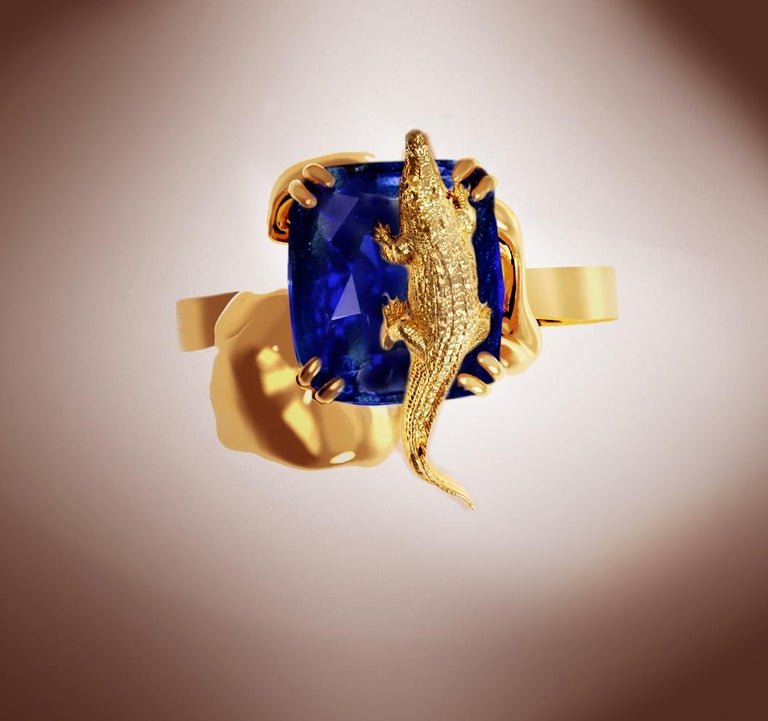 18 Karat Yellow Gold Nature Morte Style Ring with Cushion Natural ...