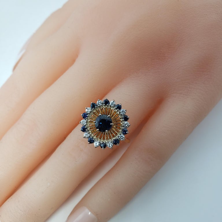 18 Karat Yellow Gold Sapphire and Diamond Ring For Sale at 1stDibs