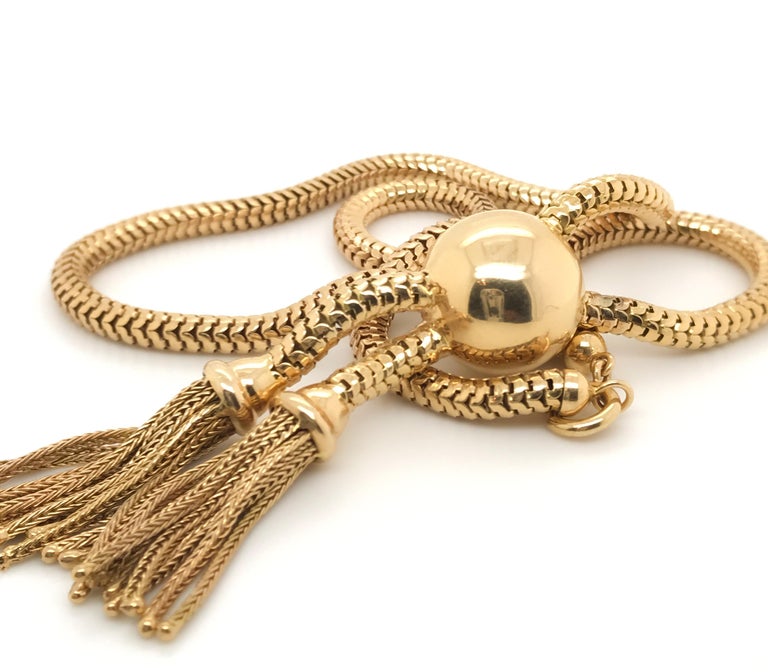 18 Karat Yellow Gold Snake Tassel Chain For Sale at 1stdibs