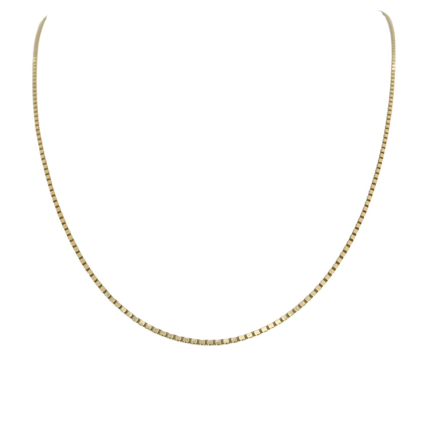 18 Karat Yellow Gold Solid Thin Box Link Chain Necklace For Sale at 1stDibs