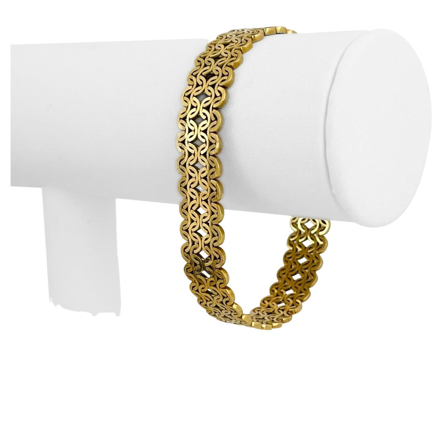 18 Karat Yellow Gold Solid Vintage Fancy Wave Link Bracelet For Sale at ...