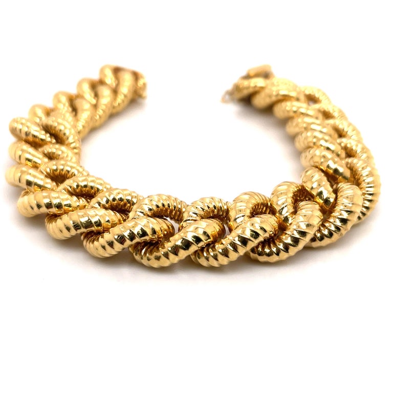 18 Karat Yellow Gold Textured Link Bracelet 34.9 Grams For Sale at 1stDibs