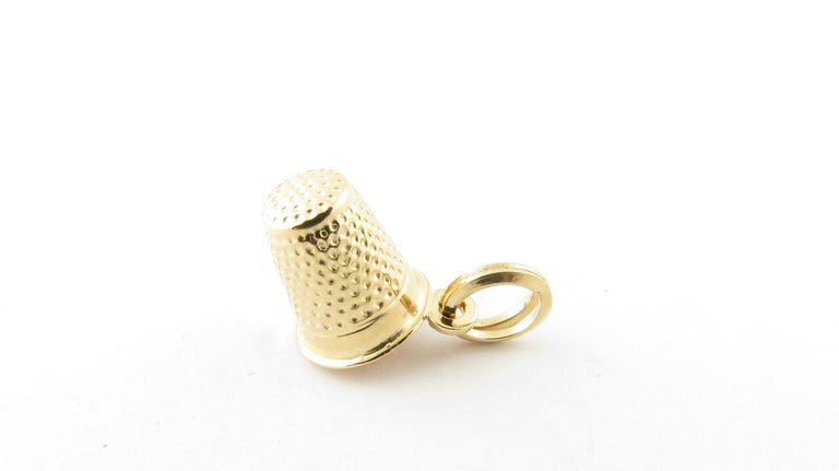 18 Karat Yellow Gold Thimble Charm at 1stDibs | 18k gold thimble