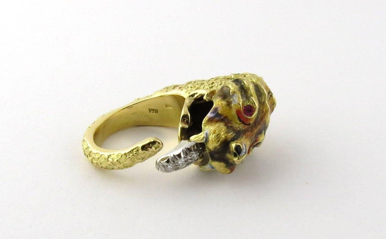 18 Karat Yellow Gold Tiger Ring Diamond Tongue Ruby Eyes For Sale at ...