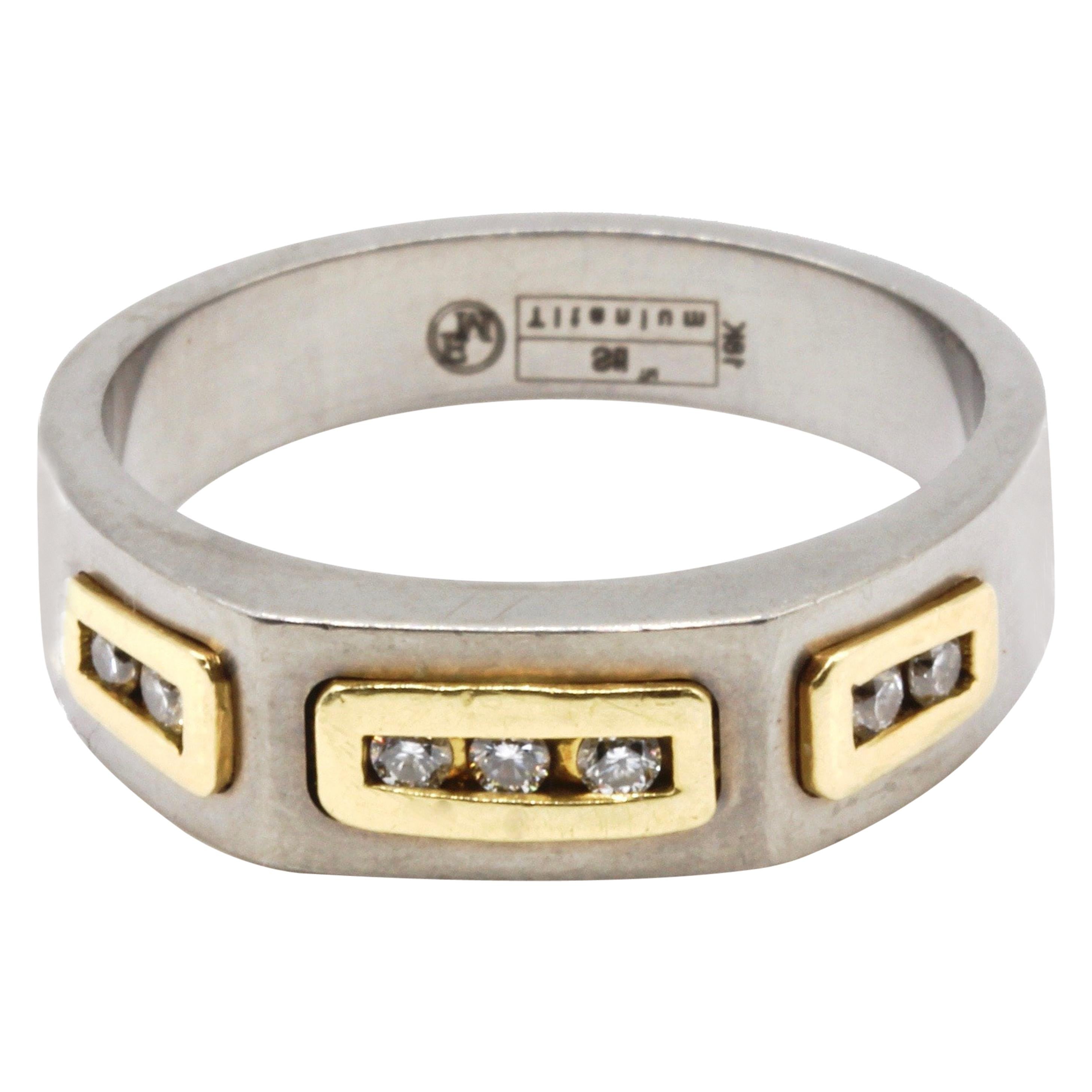 Heavy 9 Kt Gold Gentleman's Signet Ring with Unengraved Rectangular ...