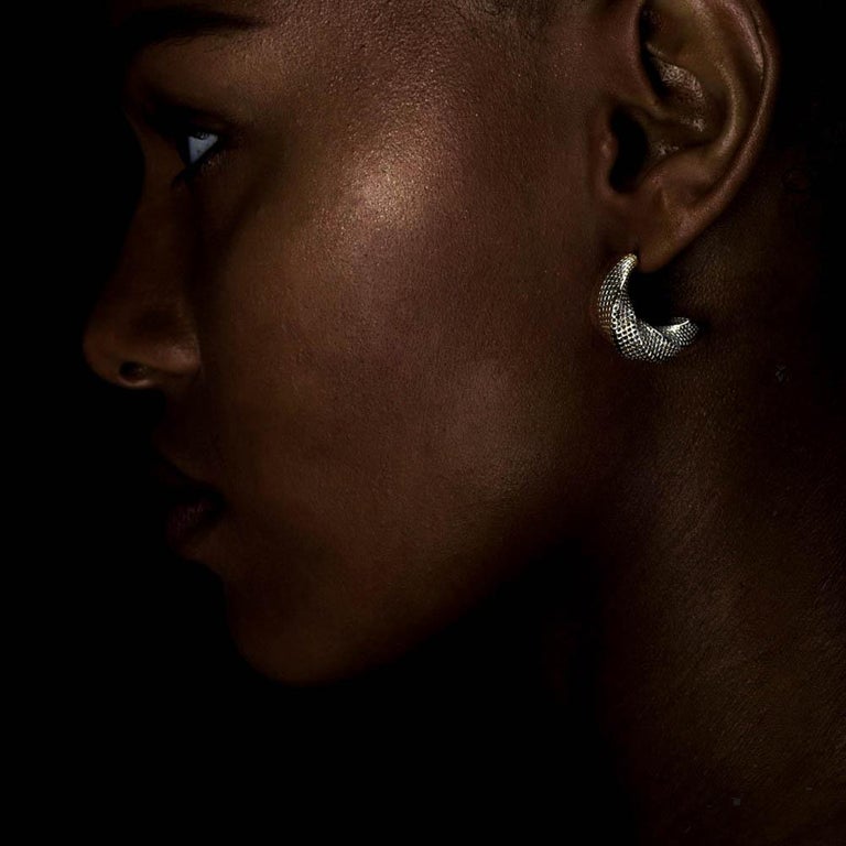 18 Karat Yellow Gold Unique Mobius Earrings 360 Degrees Twist For Sale ...