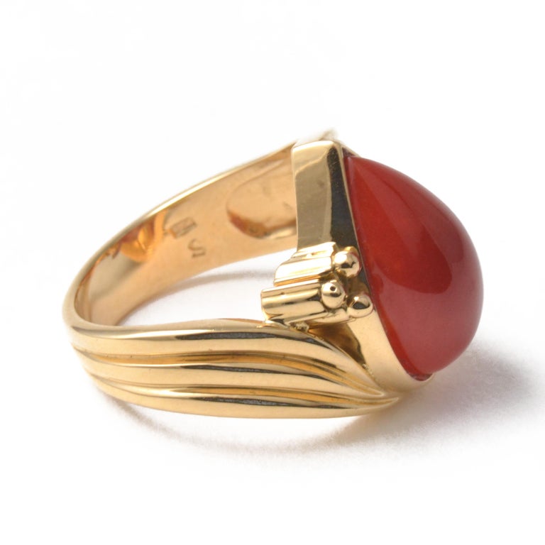 18 Karat Yellow Gold Vintage Pear Shape Oxblood Coral Ring For Sale at ...