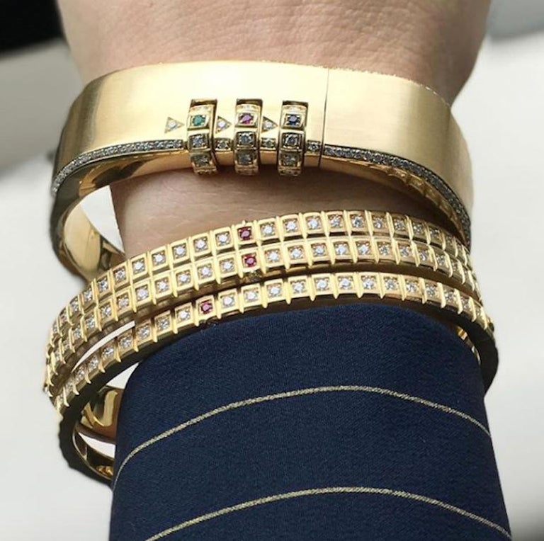 18 Karat Yellow Gold White Diamond Double Carousel Bracelet For Sale at ...