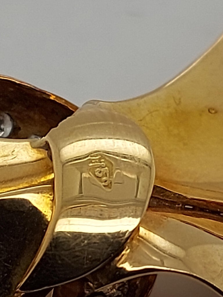 18 Karat Shiny Yellow Gold Bow / Ribbon Brooch Set with Diamonds and ...