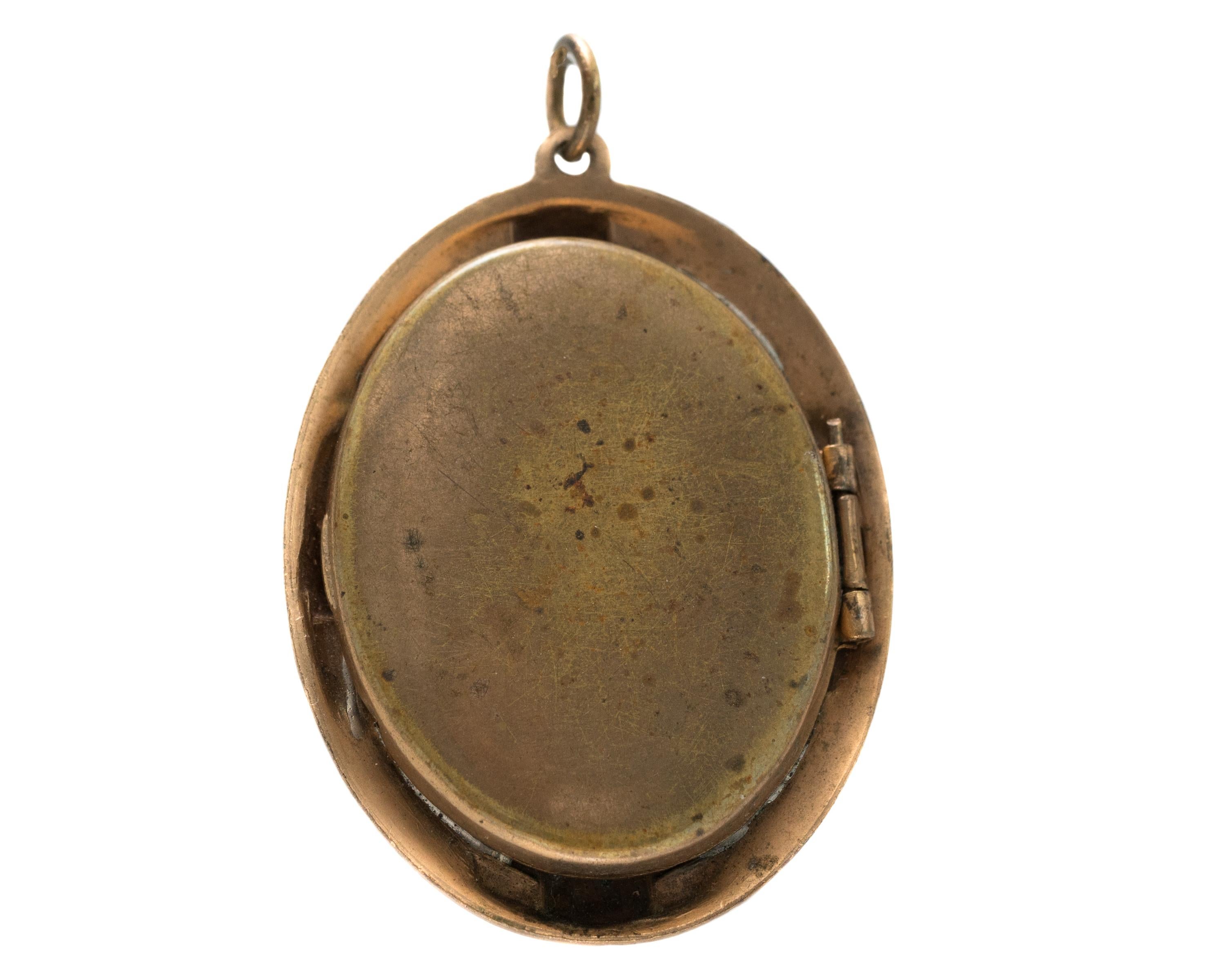 1800s Antique Victorian 10 Karat Yellow Gold Locket at 1stDibs | 1800s ...