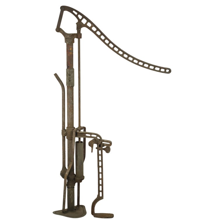 1800s Cast Iron Farm Well Hand Pump with Handle Piston For Sale at 1stDibs