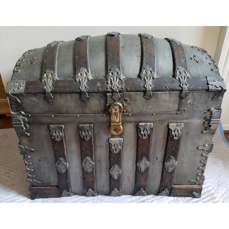 1800s Dome Top Camel Back Ornate Steamers Trunk For Sale at 1stDibs ...