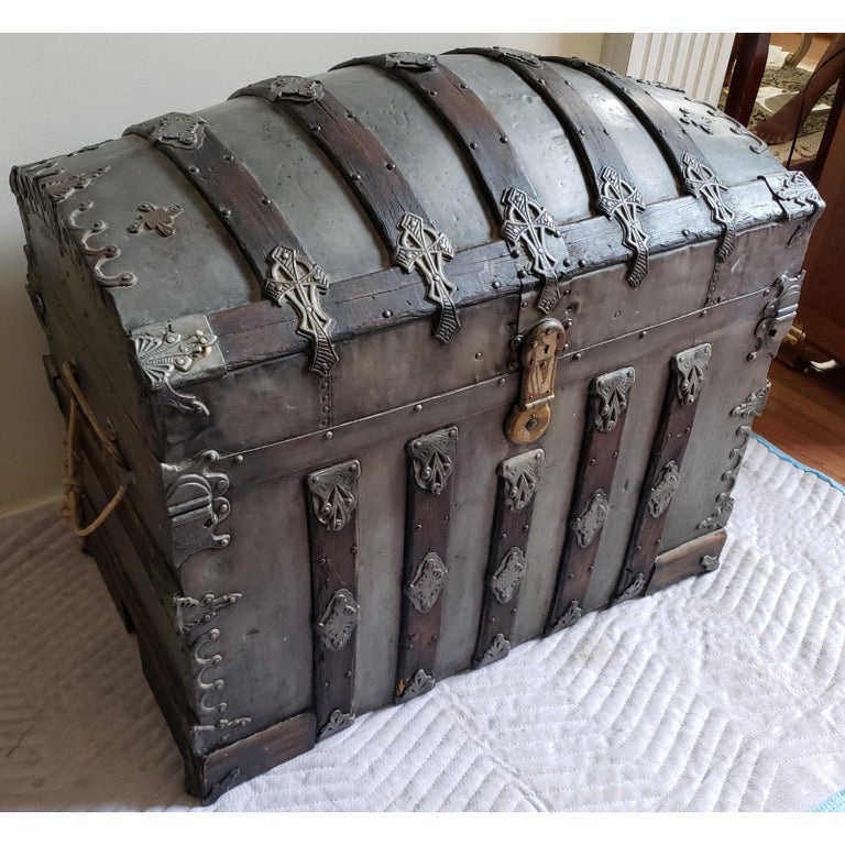 1800s Dome Top Camel Back Ornate Steamers Trunk For Sale at 1stDibs ...