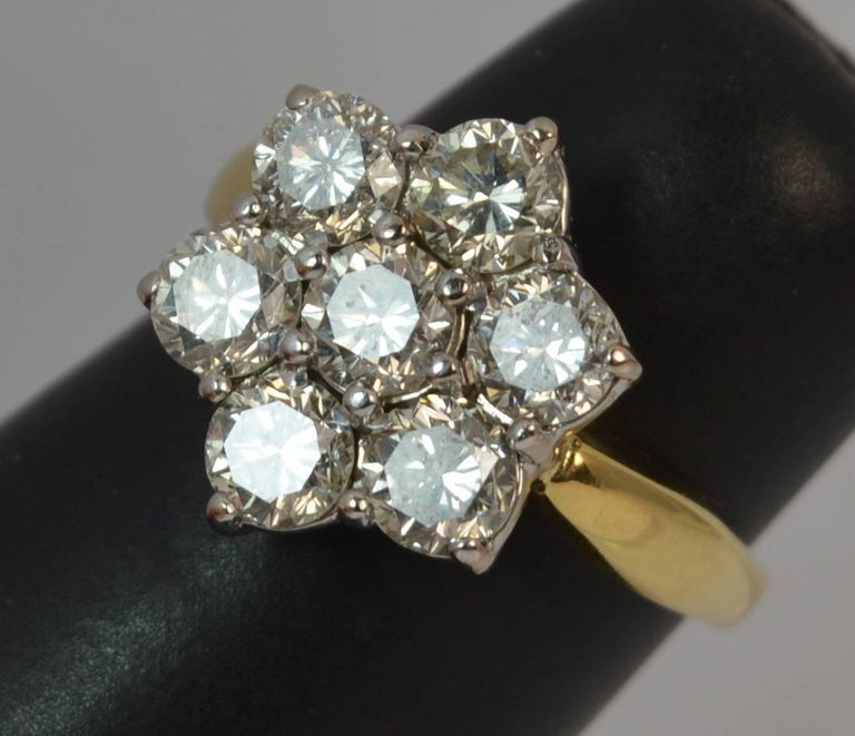 Diamond 18 Carat Gold Daisy Cluster Ring at 1stDibs
