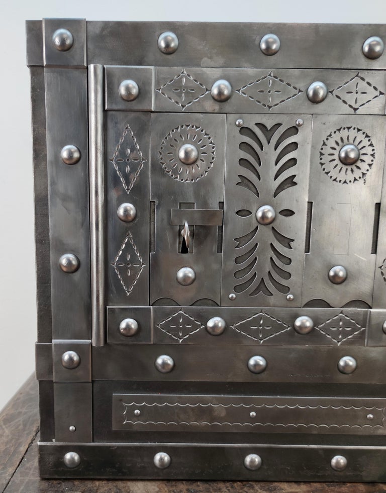 1820 Antique Italian Wrought Iron Studded Antique Safe Strongbox Dry ...