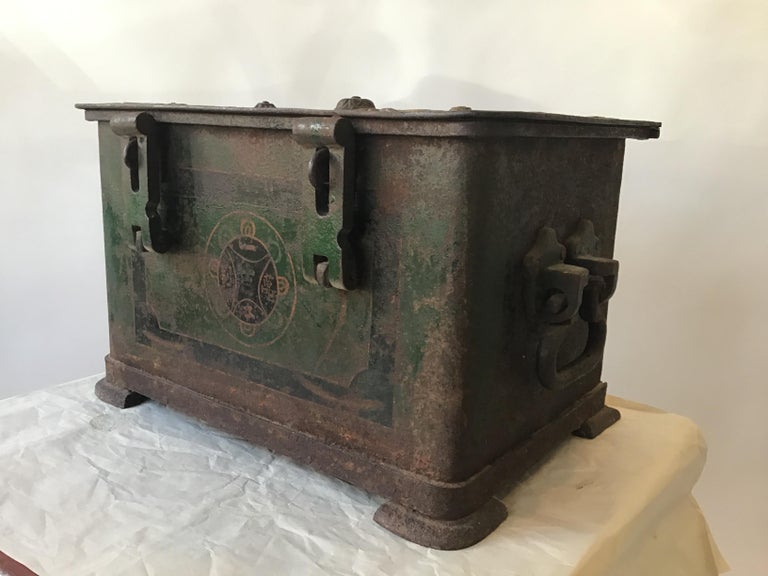 1840s Chinese Safe Box at 1stDibs | chinese lock box, china mini safe box