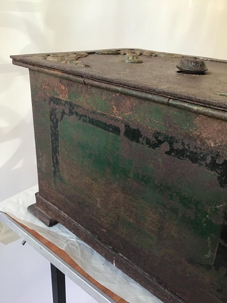 1840s Chinese Safe Box at 1stDibs | chinese lock box, china mini safe box