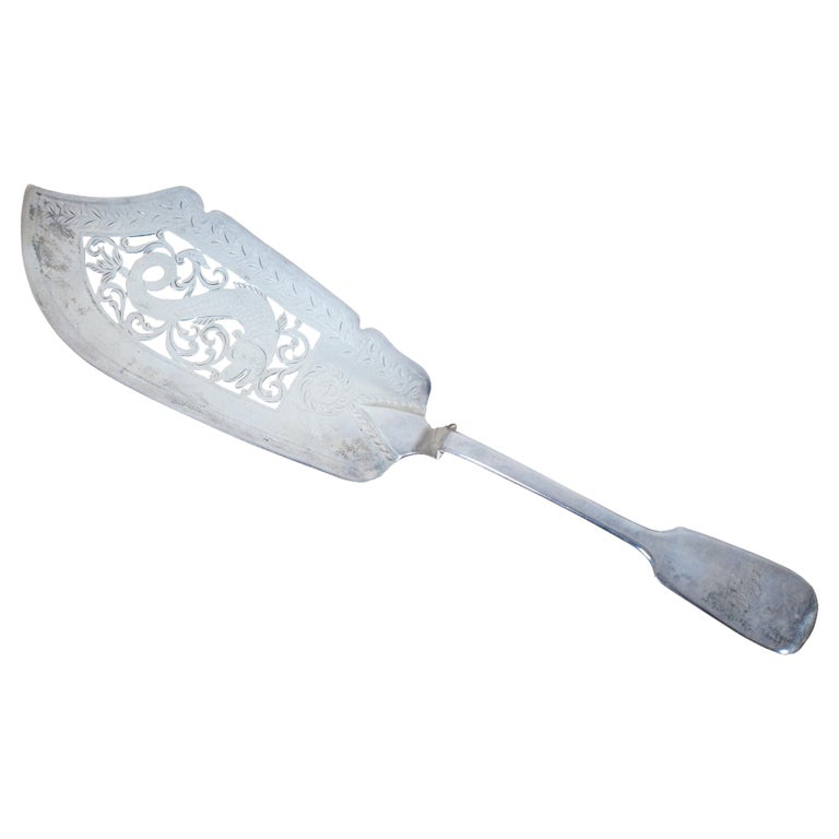 1846 Antique Joseph Albert Savory Sterling Silver Fish Cake Pie Server ...