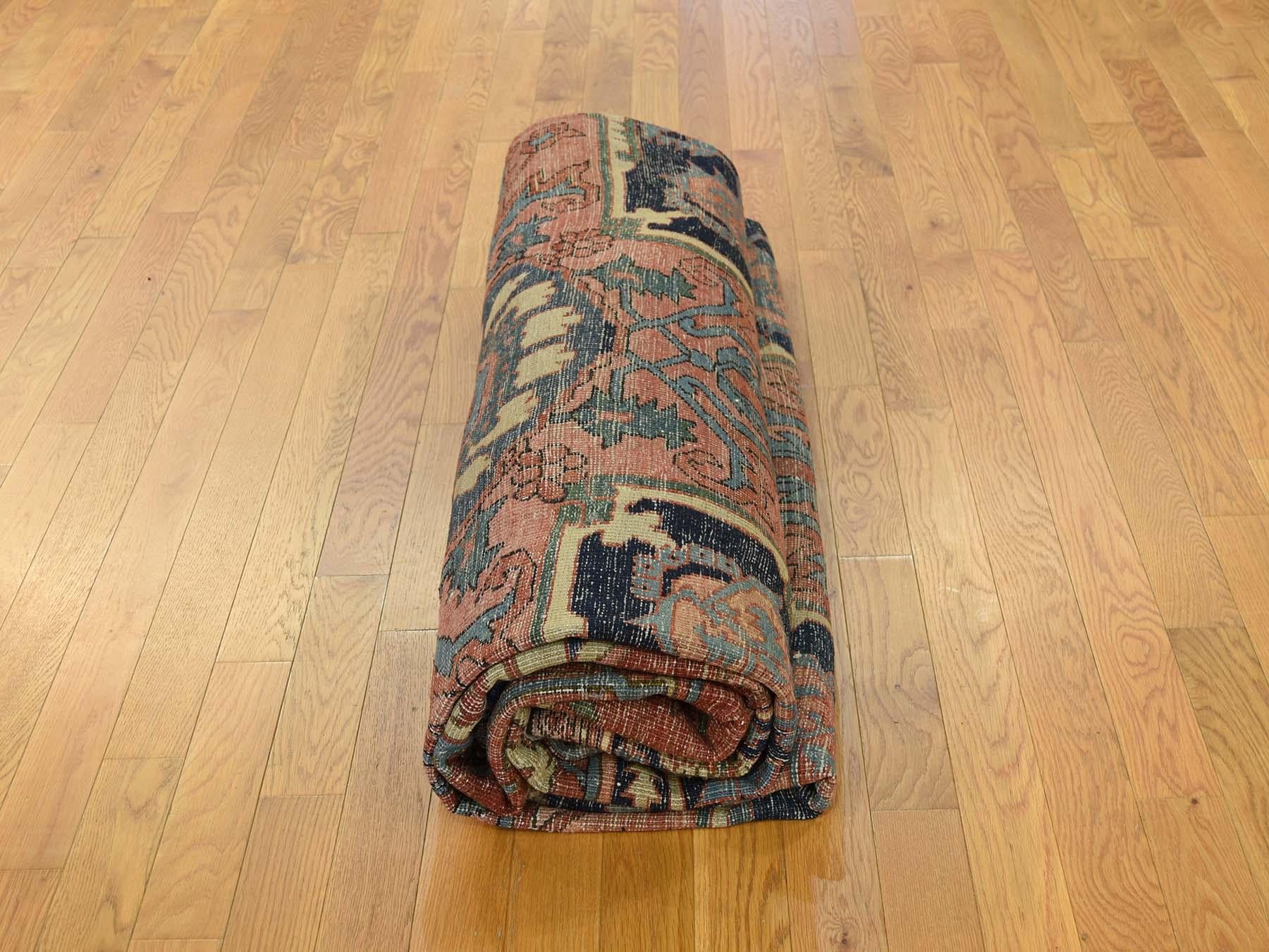 1880 Antique Persian Serapi Rug Even Wear, Classical Rust Navy at ...