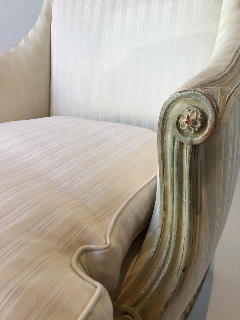 1890s, French Carved Wood Louis XVI Chaise Lounge For Sale at 1stDibs