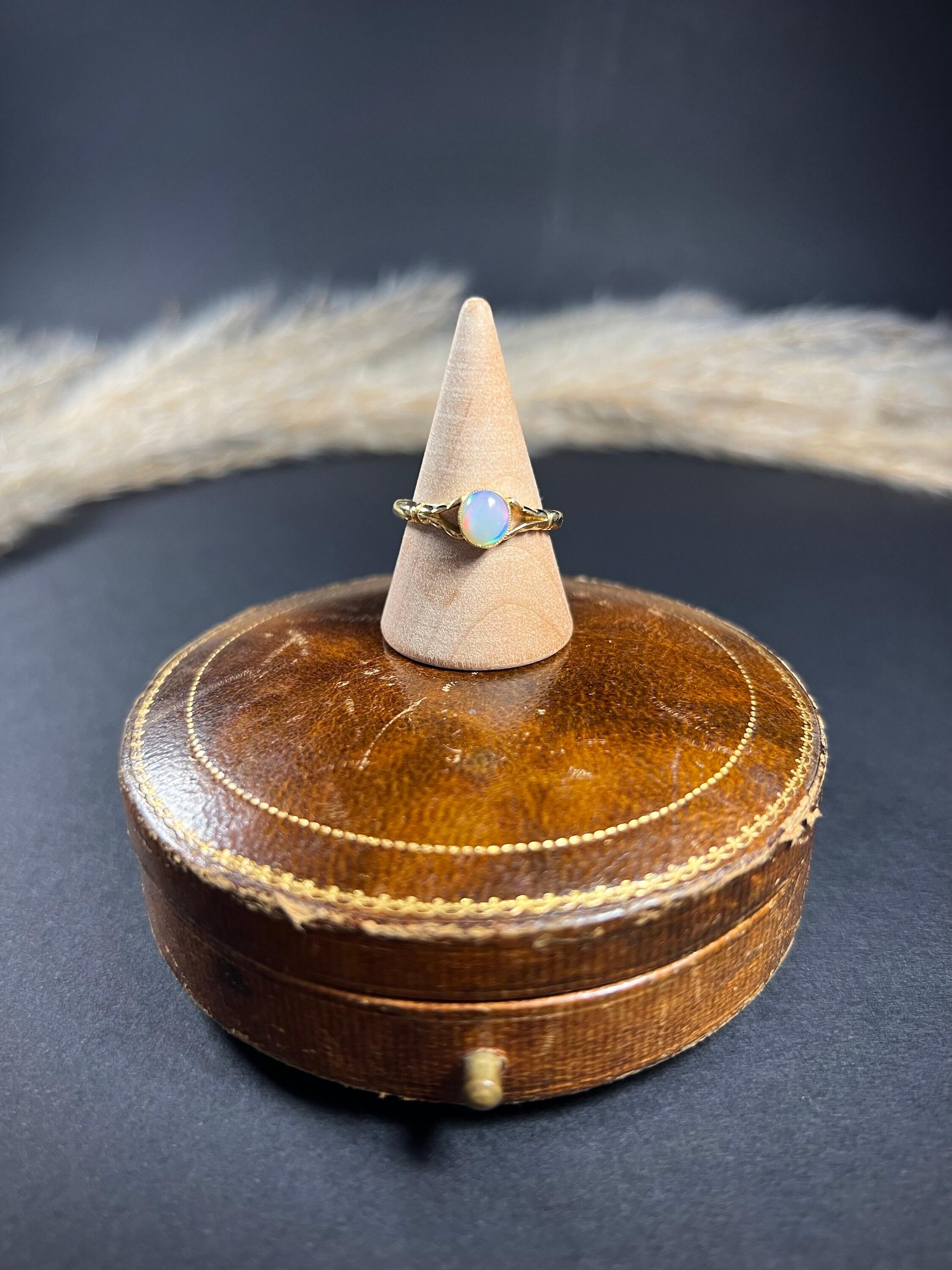 18ct Gold Edwardian Opal Ring With Milgraine Setting And Elegant Split ...